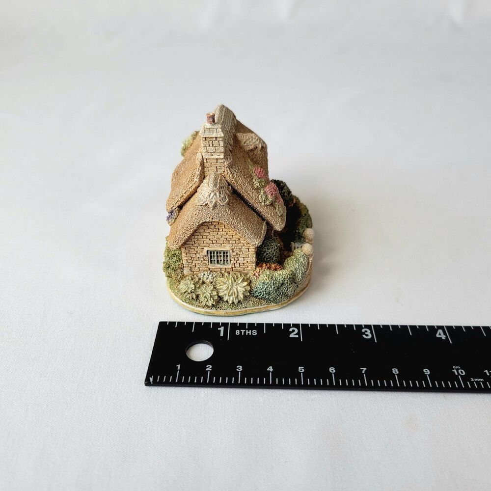 Lilliput Lane | Holiday | Lilliput Lane Here We Go Round L2526 Vintage ...